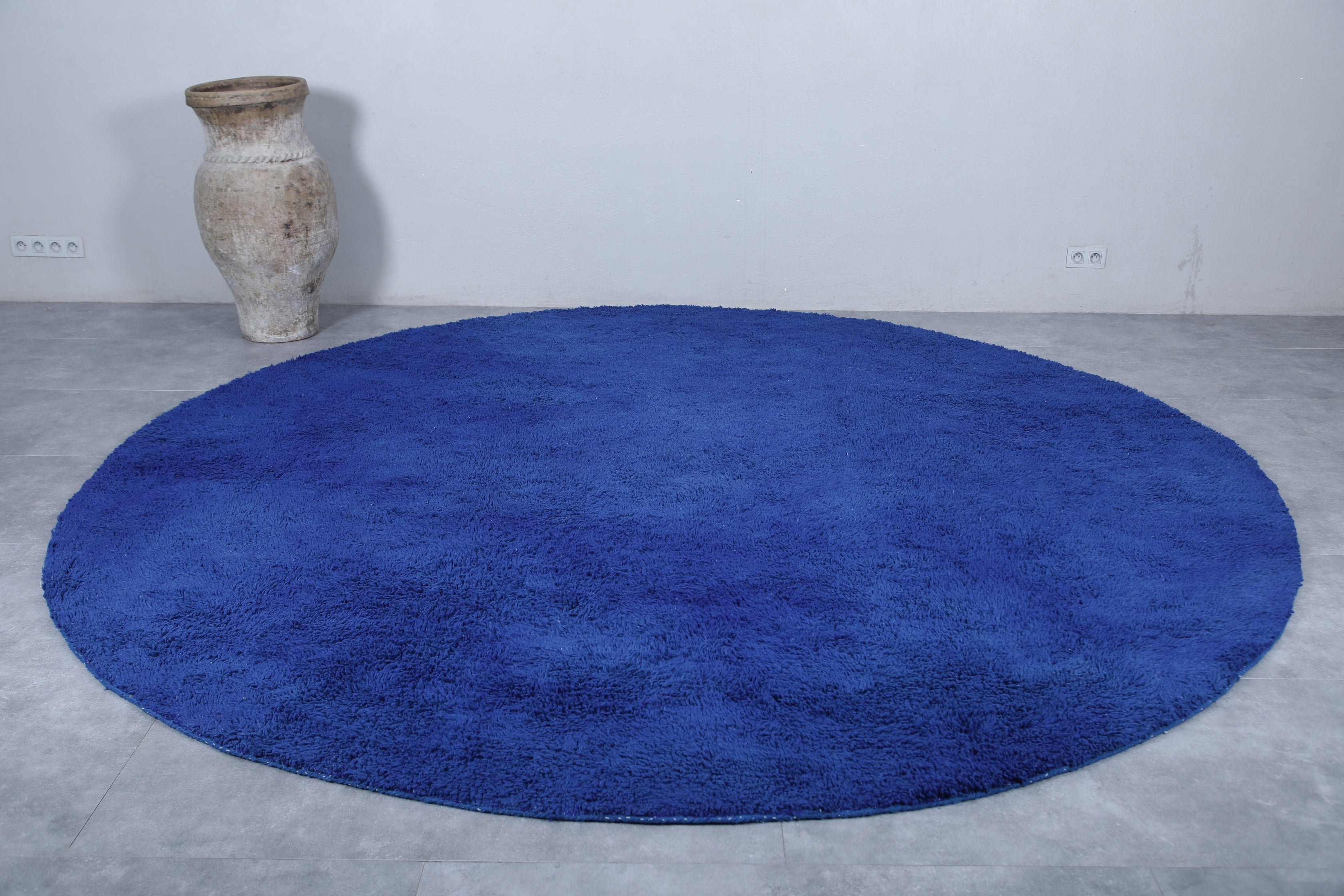Round blue berber moroccan rug - custom rounded berber rug ...