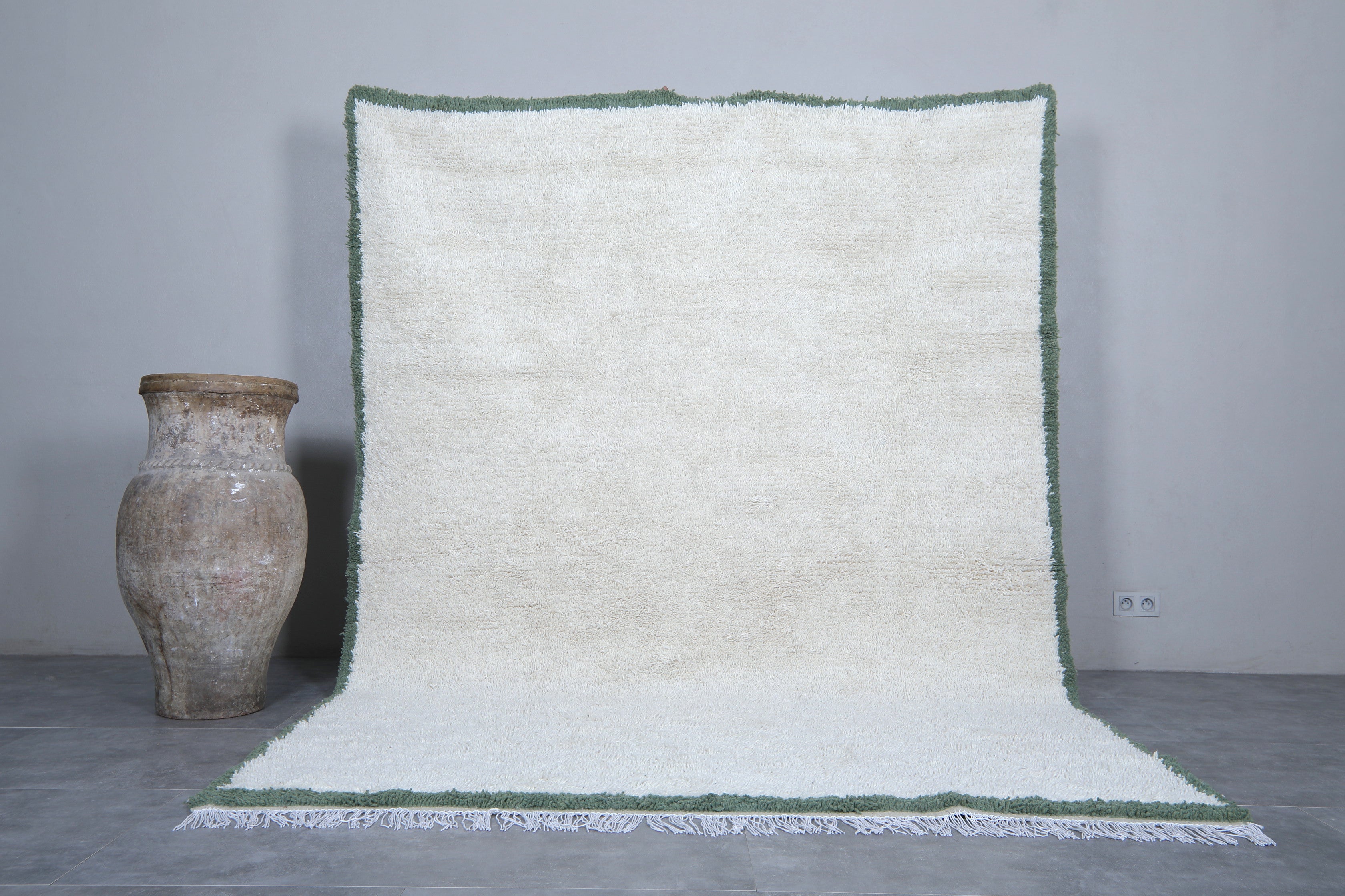 Handwoven Wool Rug in White with Green Frame Border – Boucherouite Rug